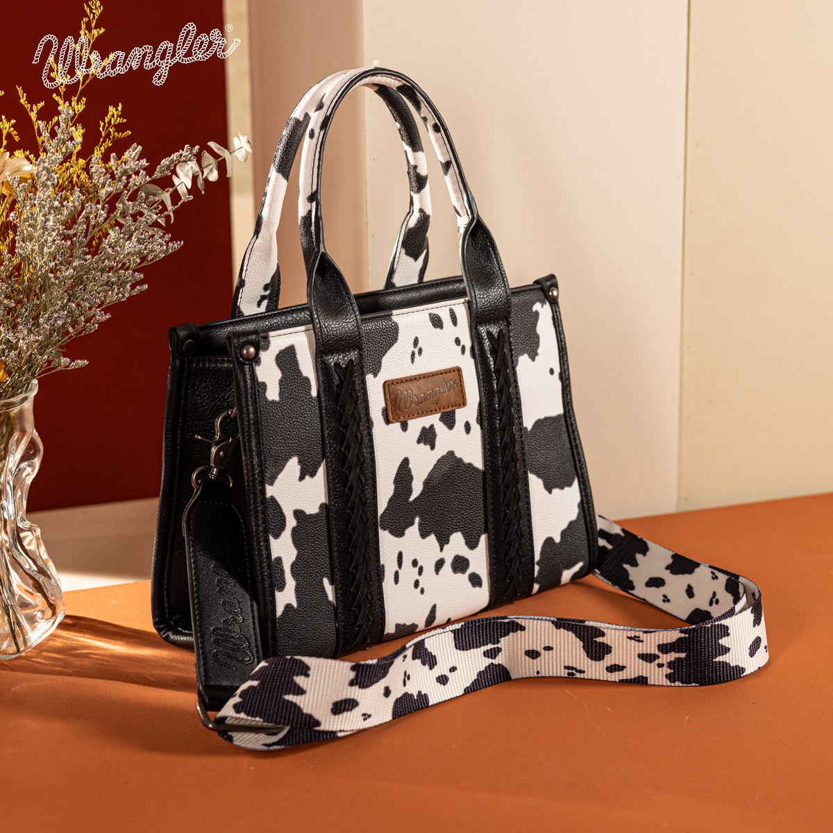 WG133-8120S Wrangler Cow Print Concealed Carry Tote/Crossbody - Black ...